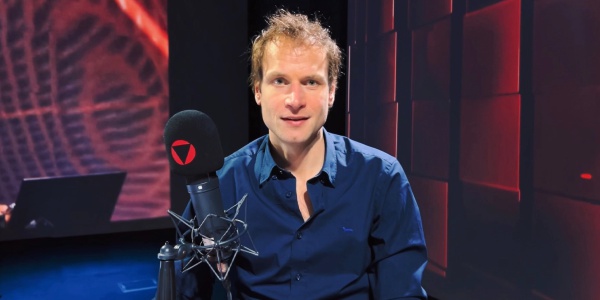 Alex Schwazer: il backstage di Alex Schwazer ospite a W l'Italia il 2. ...