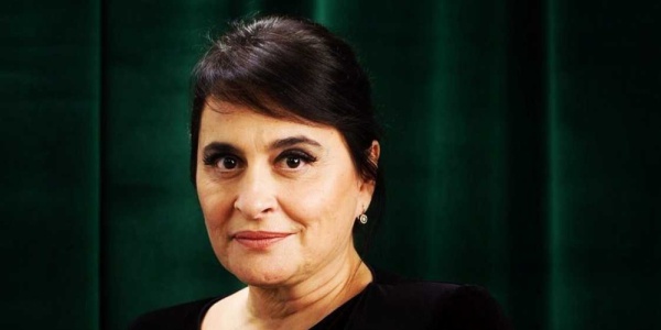 Angela Frenda - RTL 102.5 Play