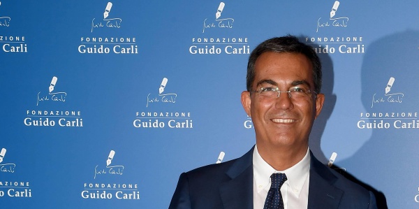 "Il gioco" è il nuovo libro di Giovanni Floris - RTL 102.5 Play