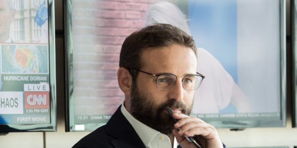 Politica: Giuseppe De Bellis commenta le notizie in prima pagina - RTL ...