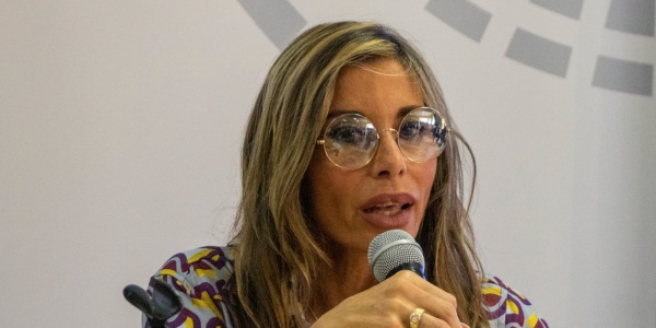 Nasce a Roma il liceo digitale: parla la preside Maria Gemelli - RTL ...
