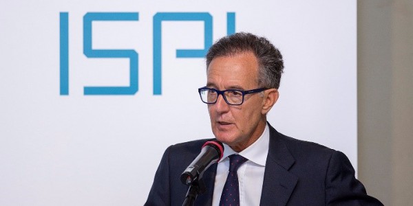 Alta tensione in Ucraina, l'analisi geopolitica di Paolo Magri, Vice ...