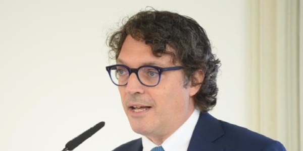 La Scossa : La scossa con Francesco Delzio - RTL 102.5 Play