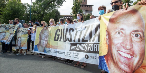 L'Indignato Speciale: L'Indignato Speciale: il ritorno in italia di ...