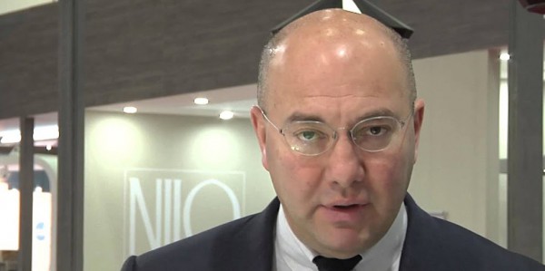 La Scossa : La scossa: in questa puntata, ospite Davide Bollati ...