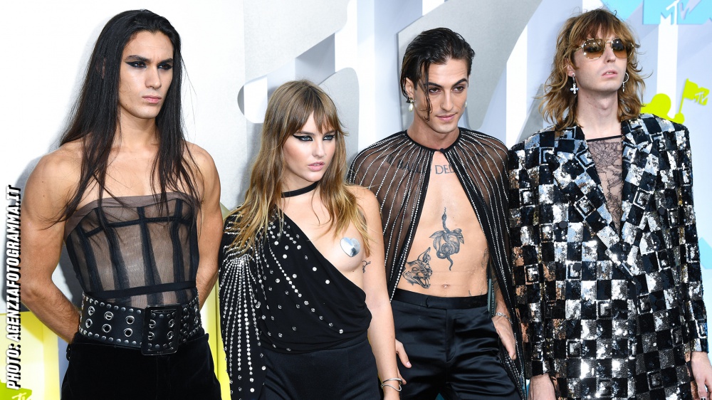 I Måneskin fanno la storia: vincono gli Mtv Video Music Awards! - Radio ...