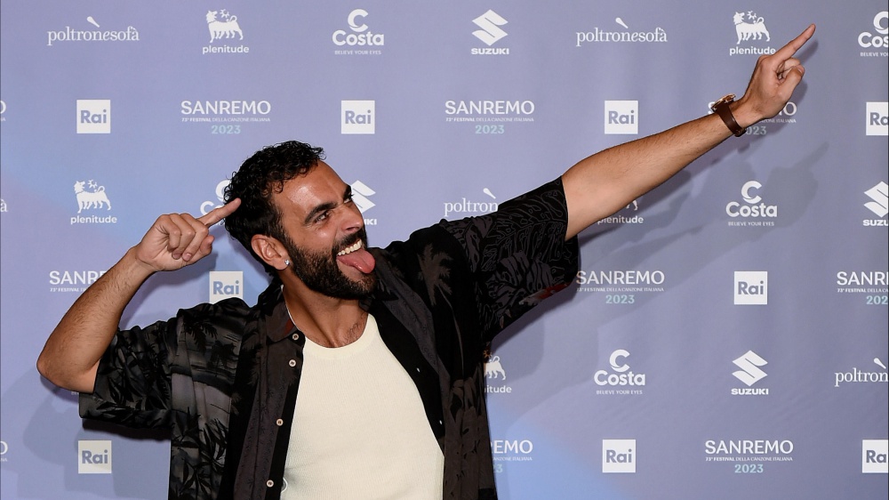Tutto quello che c'è da sapere su Marco Mengoni e "Due vite" - Radio ...