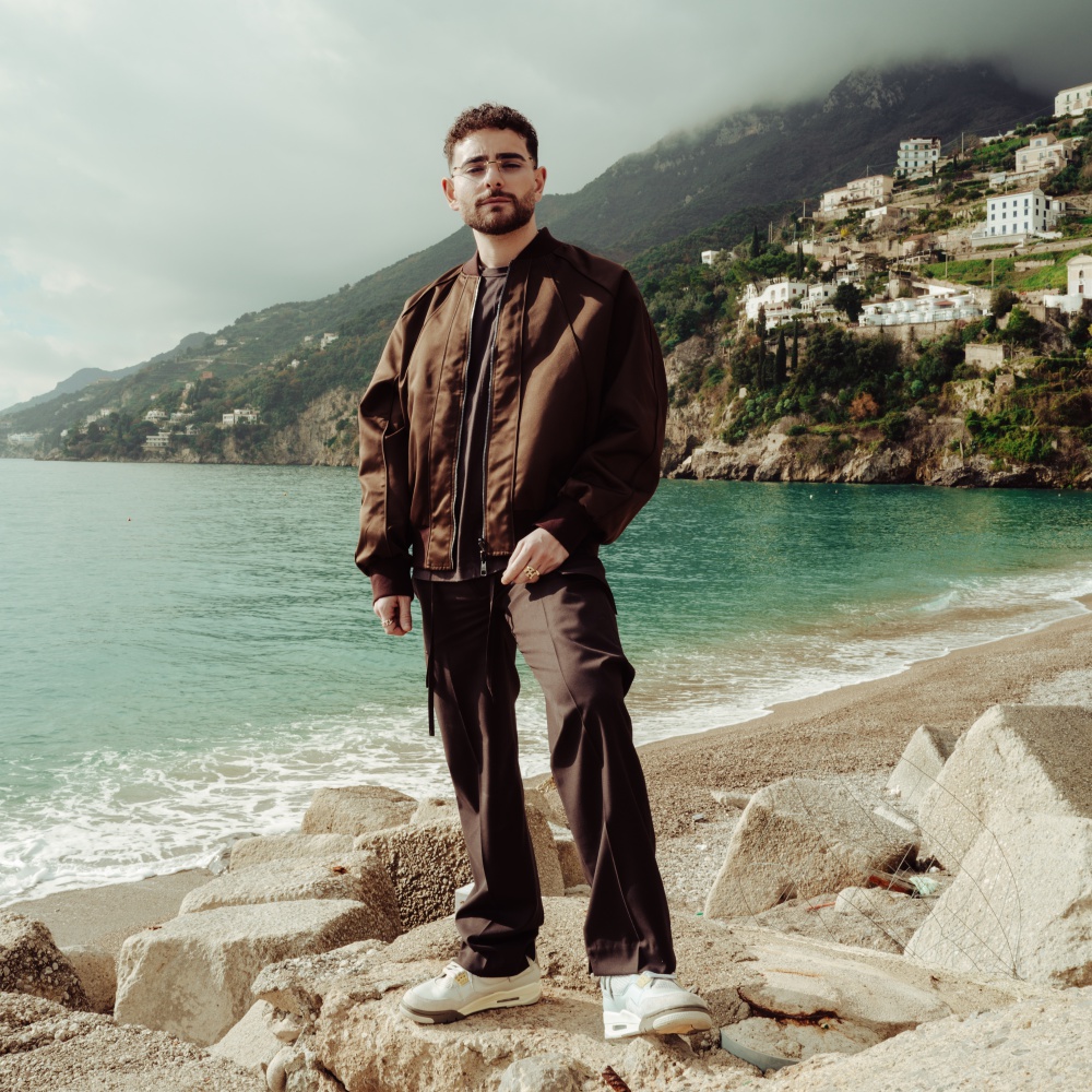 Rocco Hunt presenta il nuovo album "Io ragazzo del sud" - Radio Zeta ...