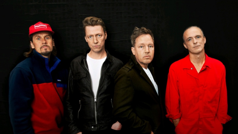 Cecile B ha intervistato Fran Healy, frontman dei Travis, band simbolo ...